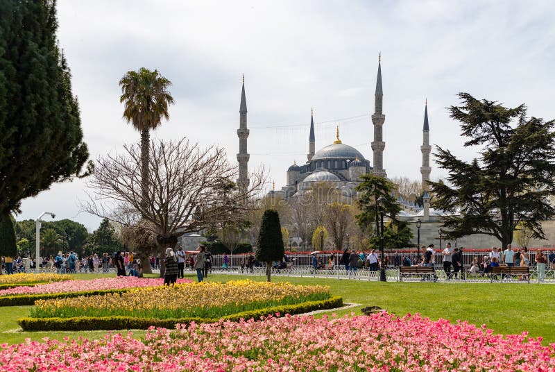 The Blue Mosque and Sultan Ahmet Park Editorial Image - Image of trees ...