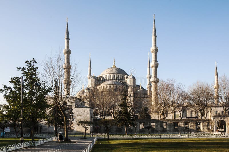 Blue mosque stock photo. Image of asia, arabic, landmark - 39699376