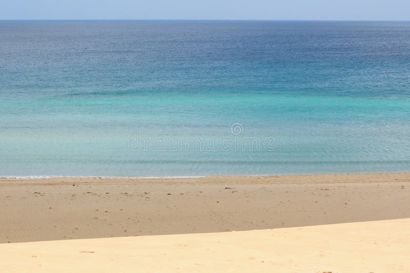 Blue ocean and beach stock image. Image of scenery, summer - 86692175