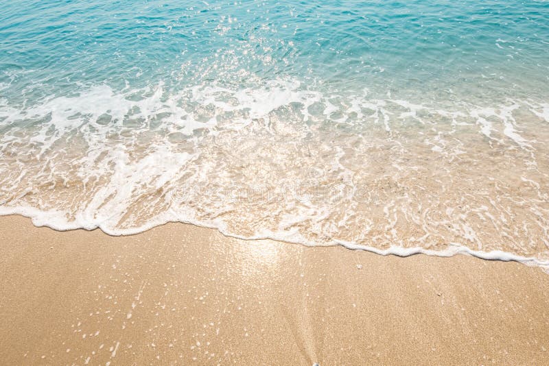 Blue Ocean Waves Sunlight Reflection Sand Beach Background Stock Photo ...