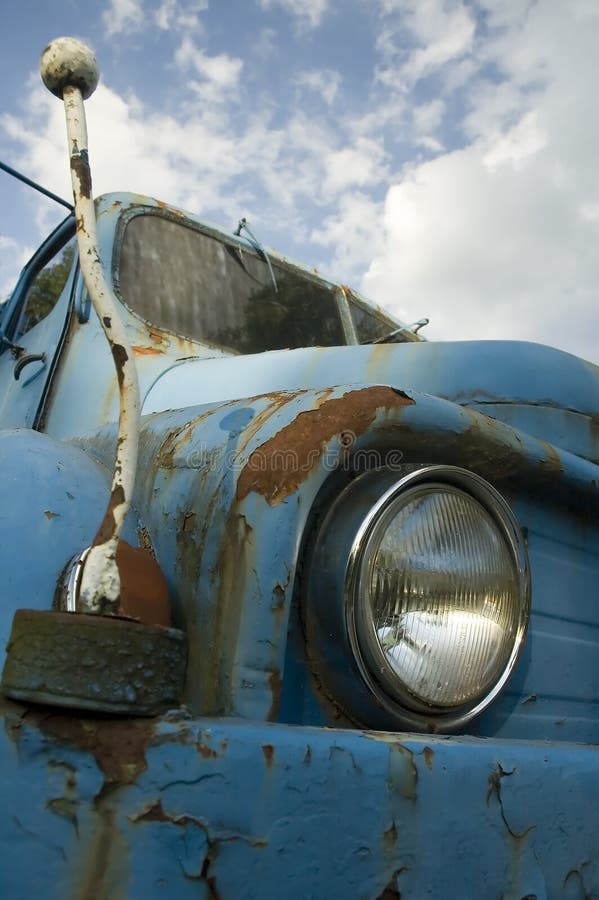 47+ Blue old fashioned car Free Stock Photos - StockFreeImages