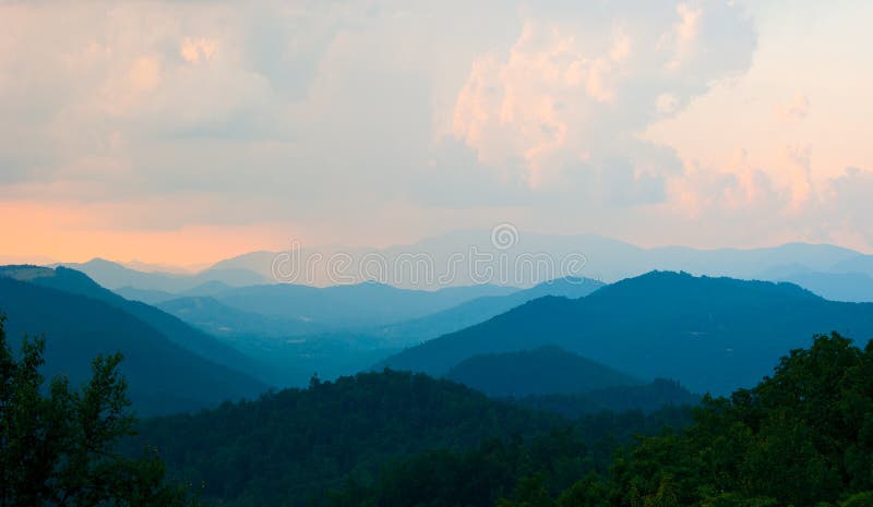 Blue Ridge Mountains Stock Images - Download 71,140 Royalty Free Photos