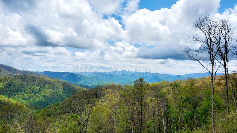 Blue Ridge Mountains and Cloud Stock Image - Image of tree, wilderness ...