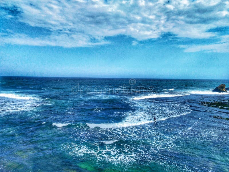 Strong waves hitting shore stock image. Image of strong - 9709071