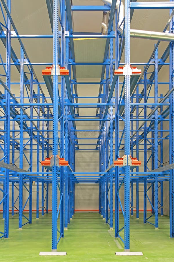 Shelving system warehouse stock photo. Image of warehouse - 131983316