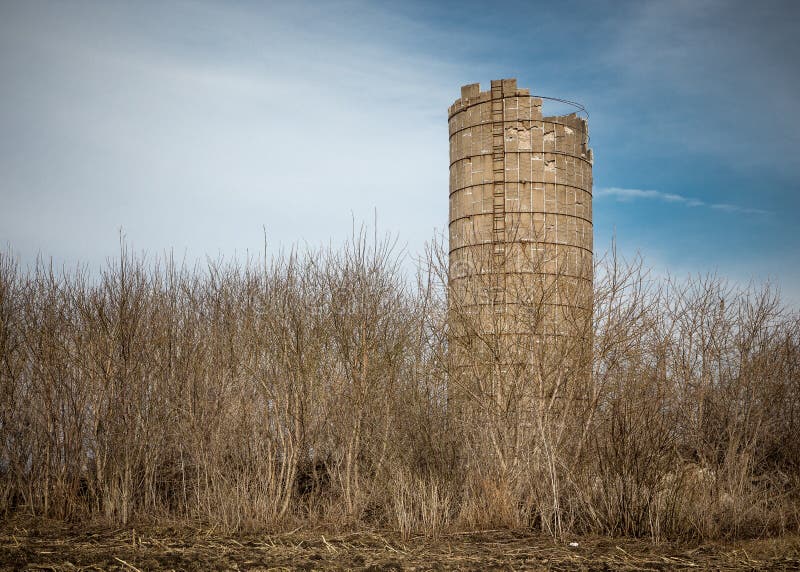 Blue Silo stock photo. Image of americana, midwest, nature - 84662508