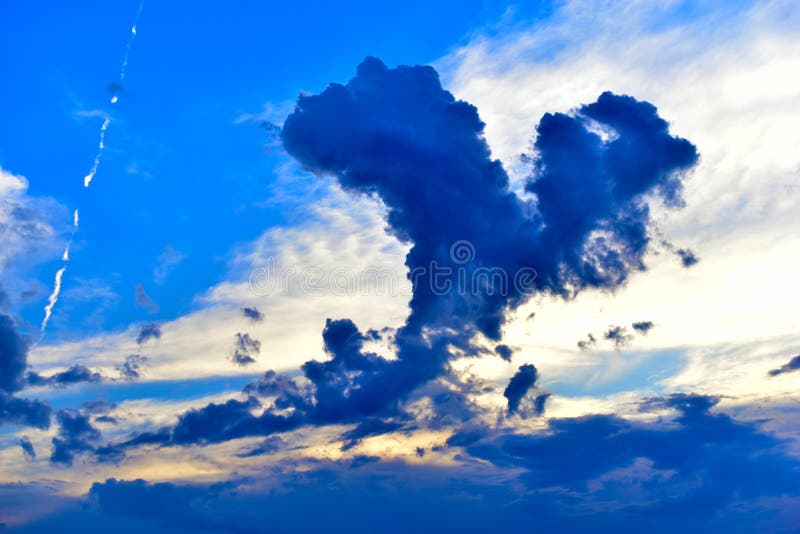 Blue Skies and the Trace of a Passing Plane Stock Photo - Image of ...