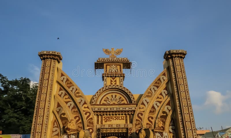 Interior Decoration and Lighting in Puja Pandal of West Bengal Stock ...