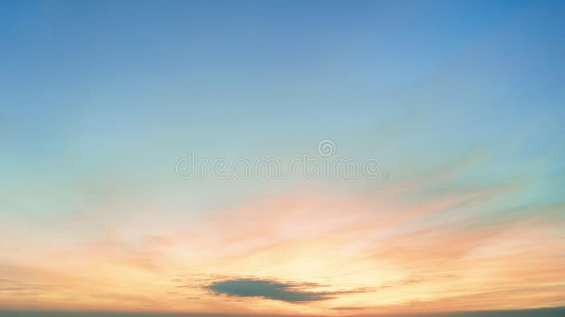 Blue Sky at Sunset. Pleasant Tones of the Setting Sun Stock Photo ...