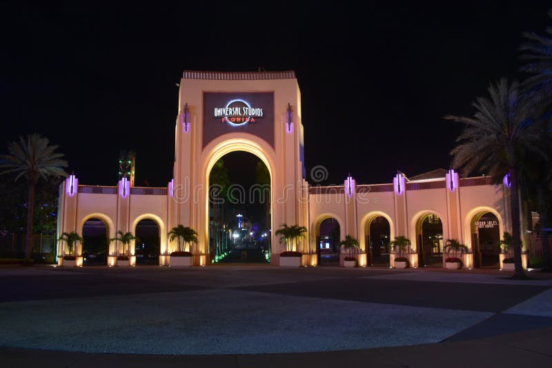 Blue Sky, Universal Studios, Main Entrance, in Orlando , Florida ...