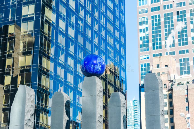 Blue Sphere Statue in New York Editorial Stock Photo - Image of ...