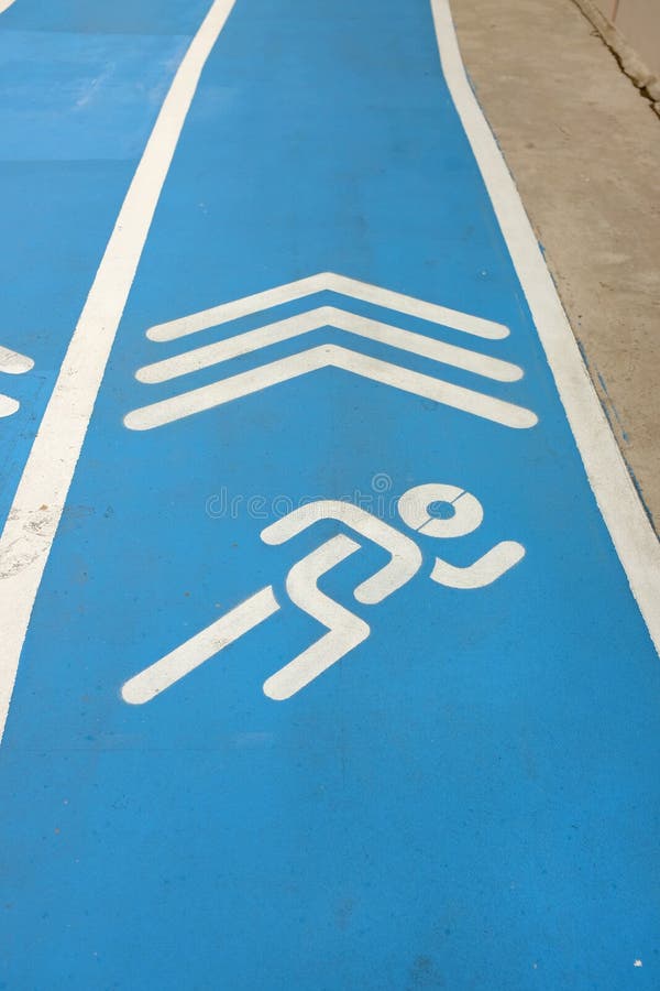 462 Jogging Track Sign Photos - Free & Royalty-Free Stock Photos from ...