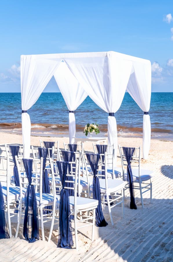 Blue Themed Wedding Setup at the White Sandy Beach. Romantic Getaway ...