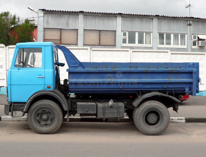 905 Blue Tipper Truck Stock Photos - Free & Royalty-Free Stock Photos ...