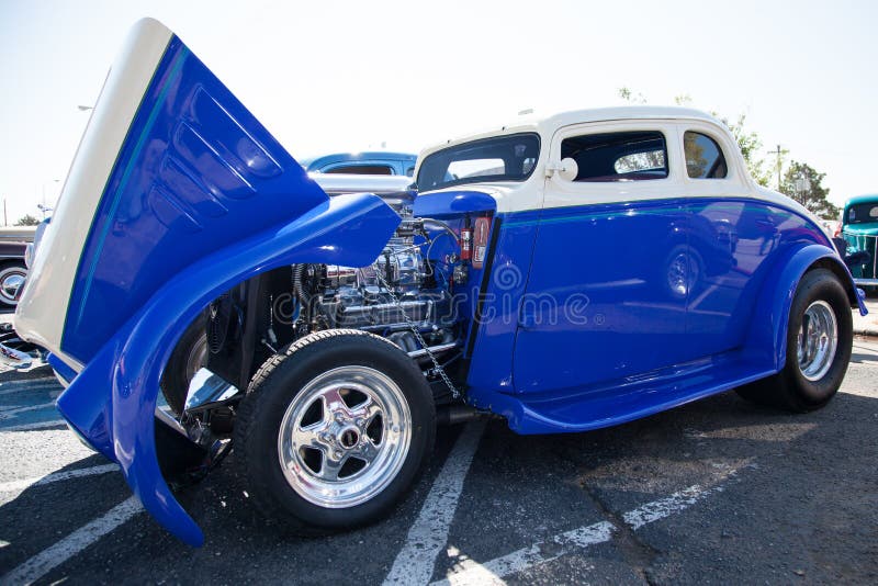 Blue antique hot rod car editorial image. Image of chrome - 70841745