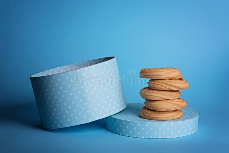 Blue and White Polka Dot Round Gift Box with Round Cookies. Stock Photo ...
