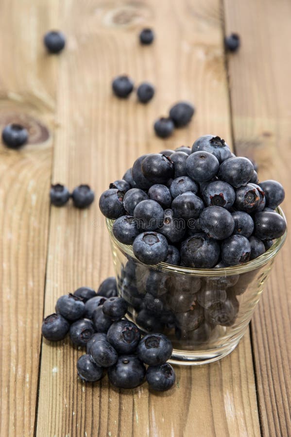 Cup of blueberries stock image. Image of blueberries - 33116863