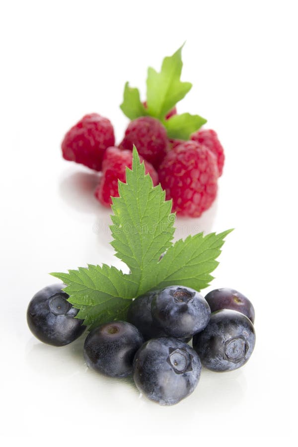 Blueberries and Raspberries Stock Image - Image of nutrition, leaf ...