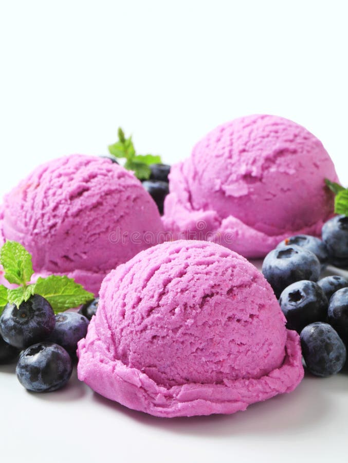 Blueberry ice cream stock photo. Image of blueberries - 31311094