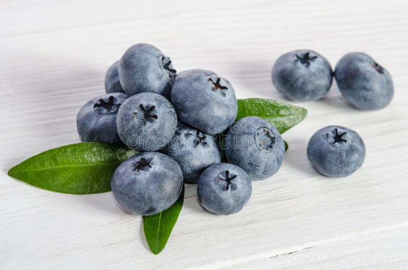 Blueberry on wooden table stock image. Image of diet - 84858747