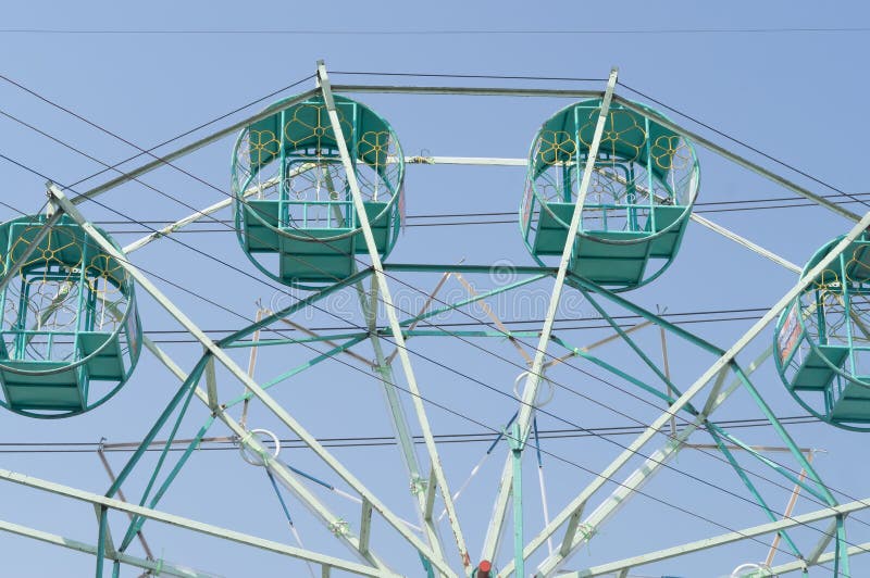 Blurred Green Ferris Wheel in the Park Stock Photo - Image of defocused ...