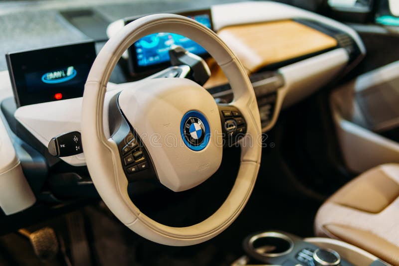 BMW-Auto-Cockpit-Innenansicht Redaktionelles Stockfotografie - Bild von ...