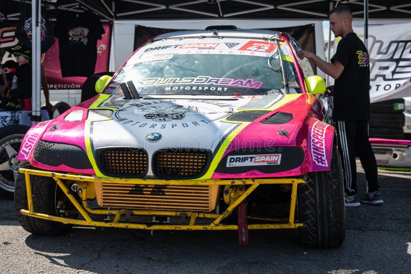 BMW E46 in Pink and White Color Being Tuned for Drift Competitions ...