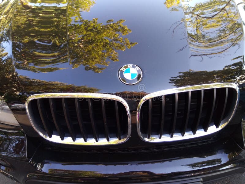 BMW front logo editorial photo. Image of logo, view - 129668571