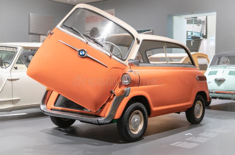 1957 BMW 600 Isetta editorial image. Image of automobile - 257798040