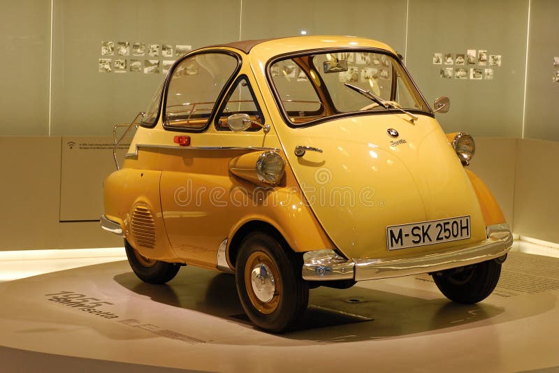 BMW Isetta 250 (1955) editorial photo. Image of vehicle - 230998786