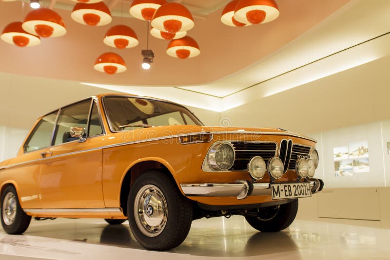 BMW TI 2002 (1968) En El Museo De BMW, Munich Imagen editorial - Imagen ...