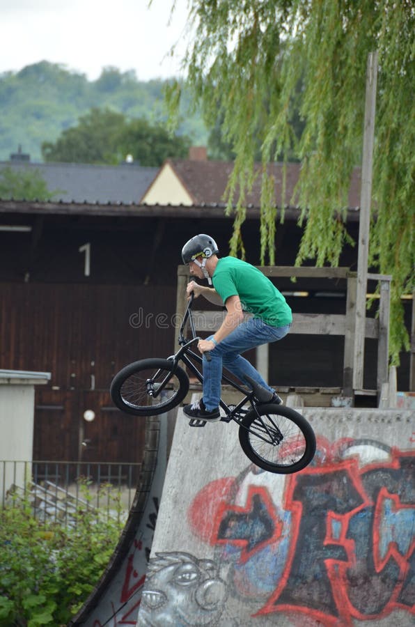 Bmx biker editorial stock image. Image of jumping, coburg - 26528934