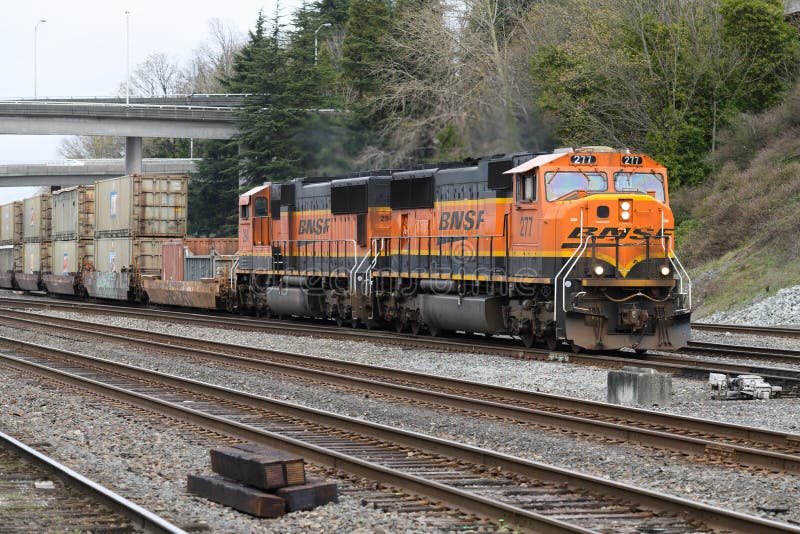 BNSF Intermodal Freight Train Passing Southbound through Seattle ...
