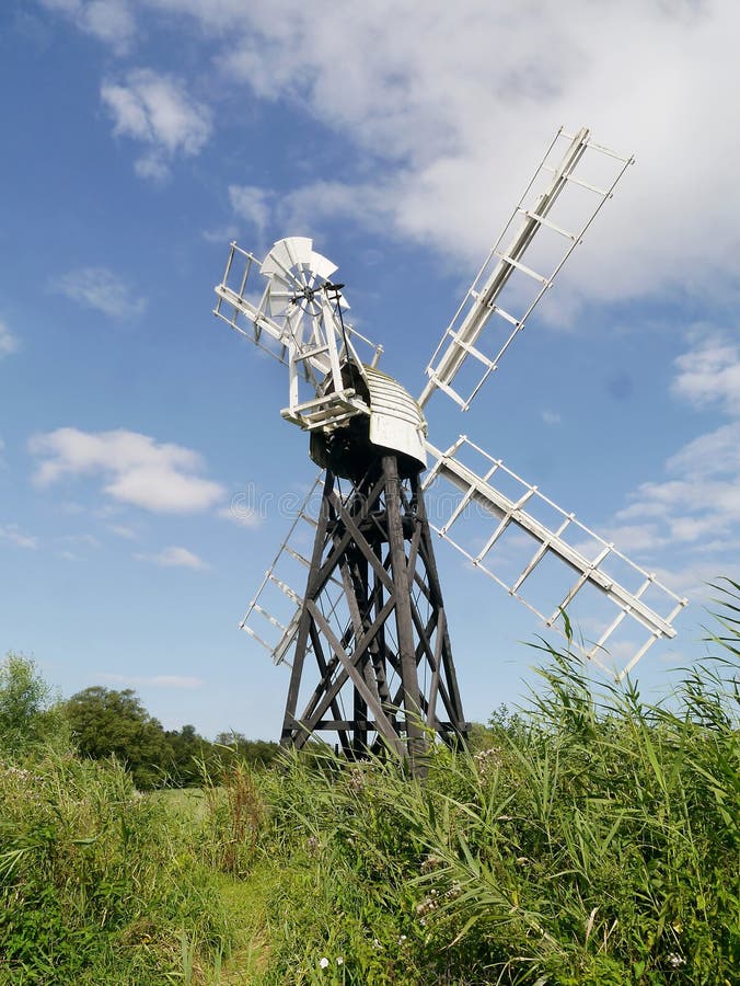 Boardmans Drainage Mill, Norfolk Broads Stock Photo - Image of canal ...