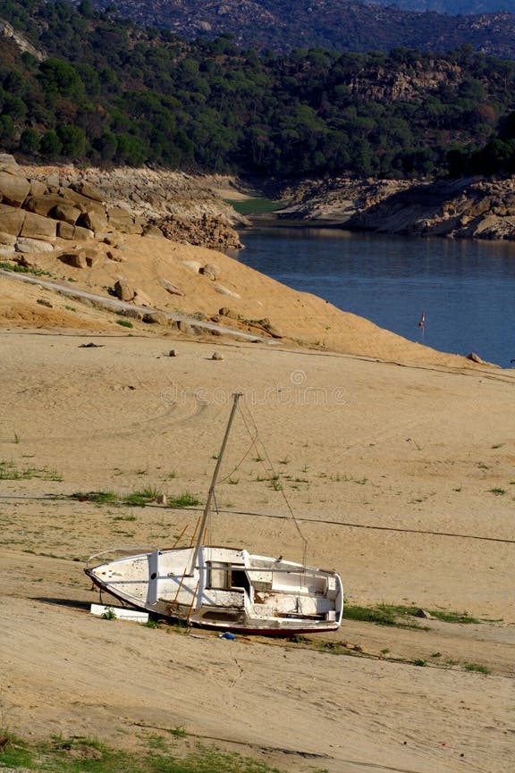 Boat in dry reservoir stock photo. Image of beached, countryside - 11149606