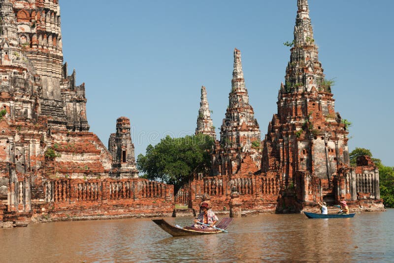 Flood Rescue editorial image. Image of evacuated, flooding - 25181630