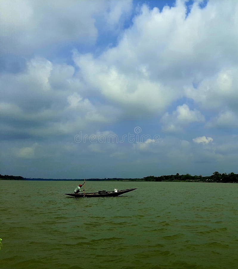 Boat paddle beach editorial photo. Image of wind, watercraft - 202702076