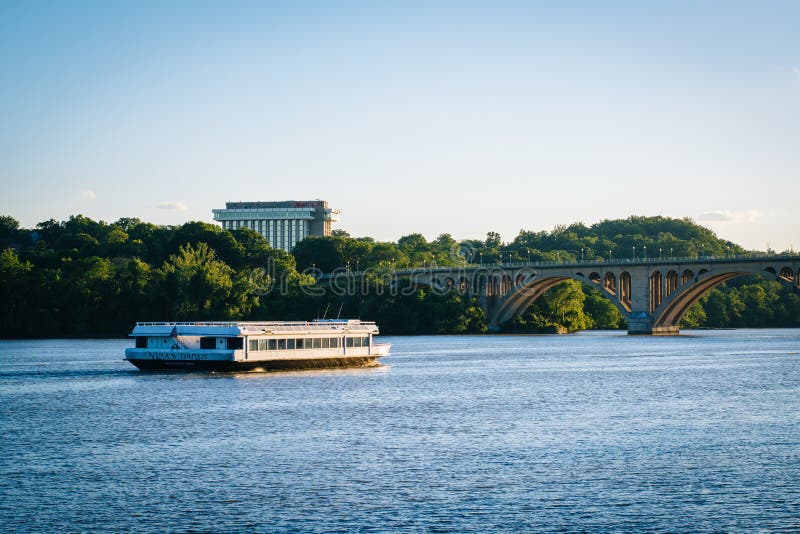 Boat on the Potomac River and the Francis Scott Key Bridge, in W ...