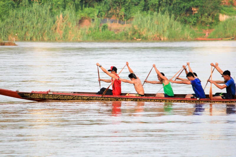 Boat racing editorial stock image. Image of water, pattaya - 80836934