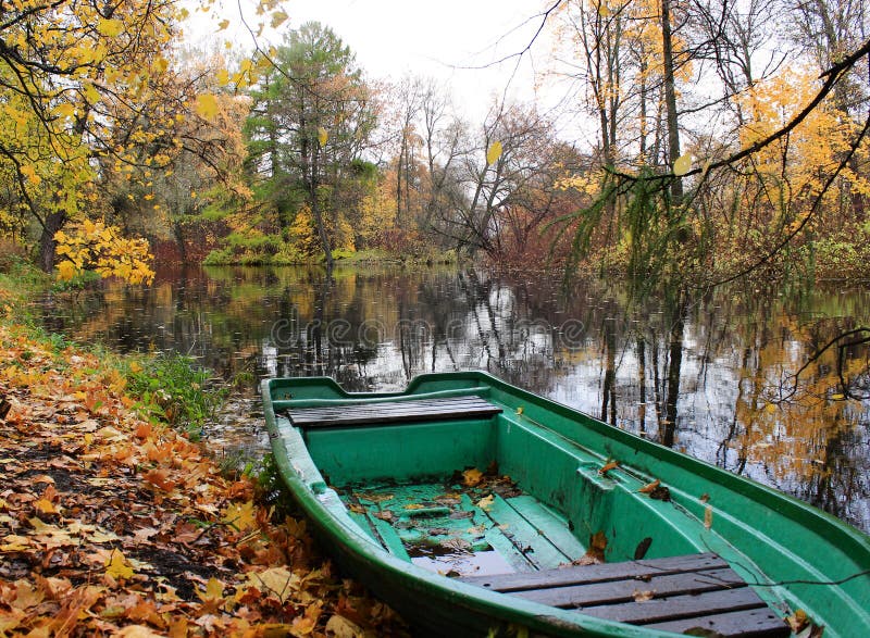 Weathered Green Row Boat stock image. Image of boat, rust - 74070681