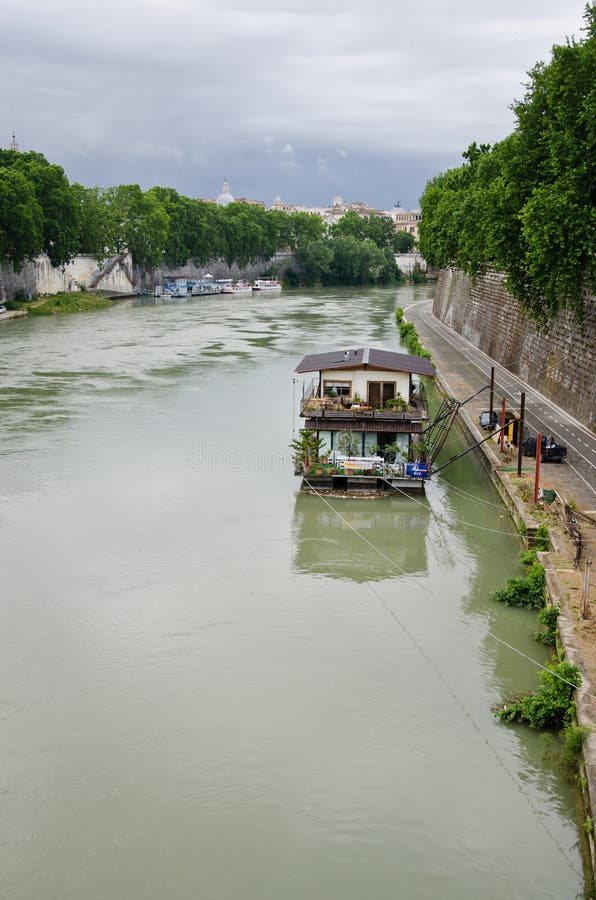 Boat on the River Tiber in Rome Editorial Photo - Image of trip, travel ...
