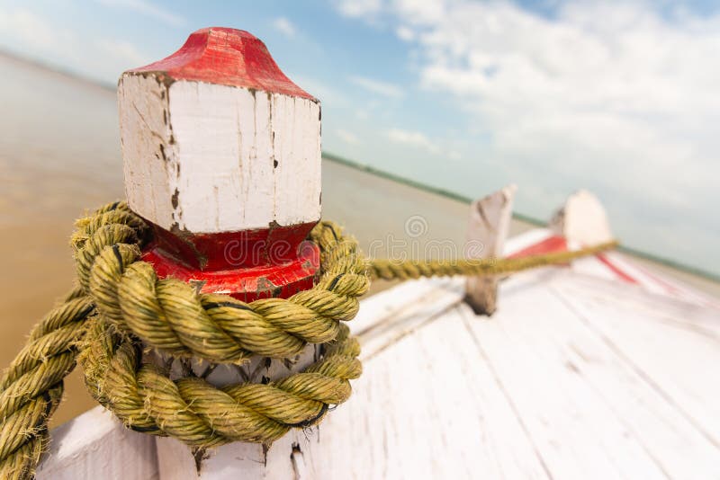 Boat and the Rope in the River Stock Photo - Image of bird, plant ...