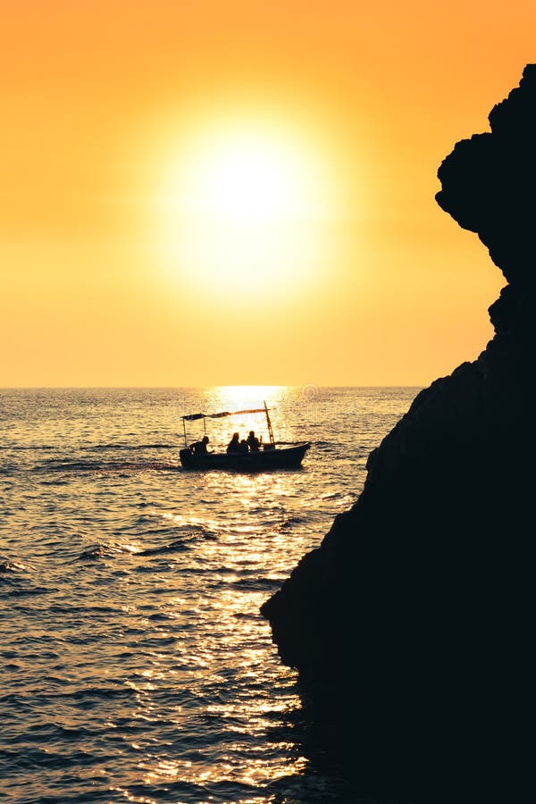 Boat Sailing at Sea at Beautiful Sunset Stock Image - Image of colours ...