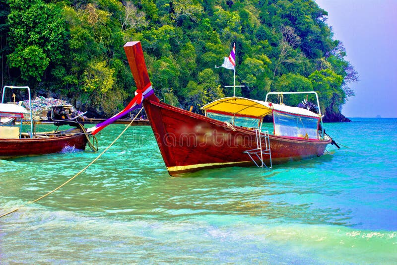 A boat server editorial photo. Image of paradise, beach - 35135316