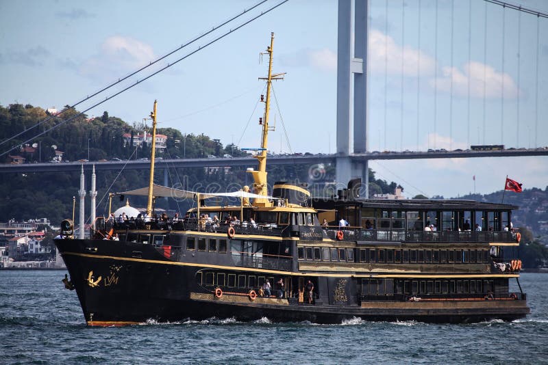 04-09-2021 Istanbul-Turkey: Boat Tour in Istanbul Bosphorus Editorial ...