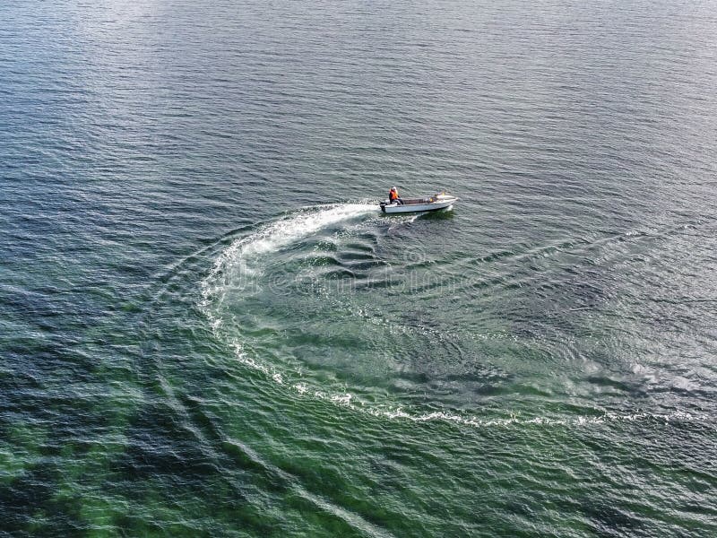 Boat turning at water stock image. Image of wave, beach - 185618683