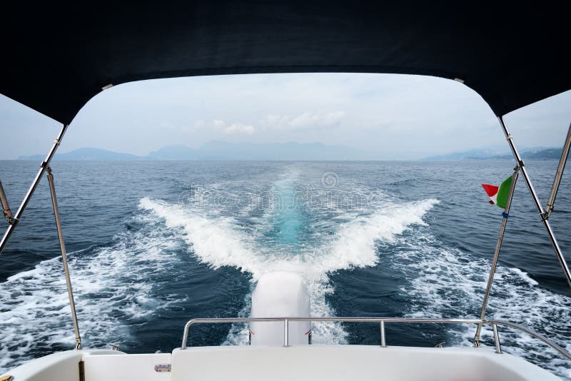 Boat Wake and Engine on the Sea Stock Photo - Image of ocean, splash ...