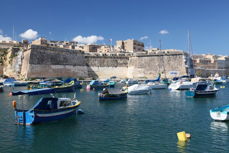 Boats at Birgu stock image. Image of birgu, harbour, vittoriosa - 27117729