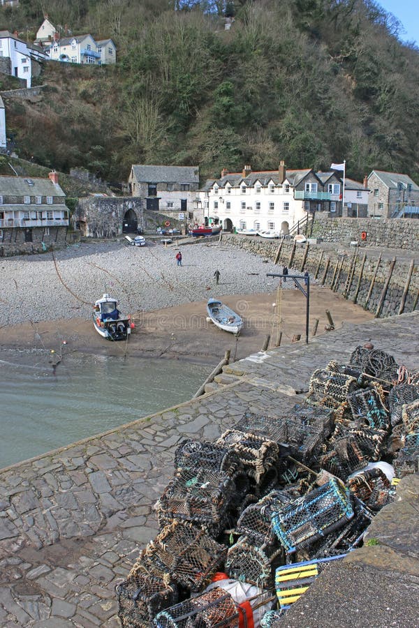 Clovelly Harbour at Low Tide, Devon Stock Photo - Image of beach, pots ...