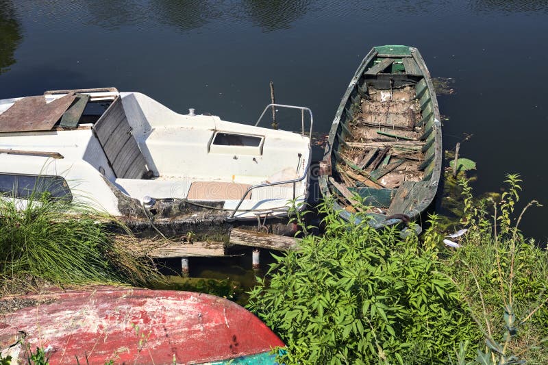 Boats by the Lakeshore on a Sunny Day Stock Photo - Image of leisure ...